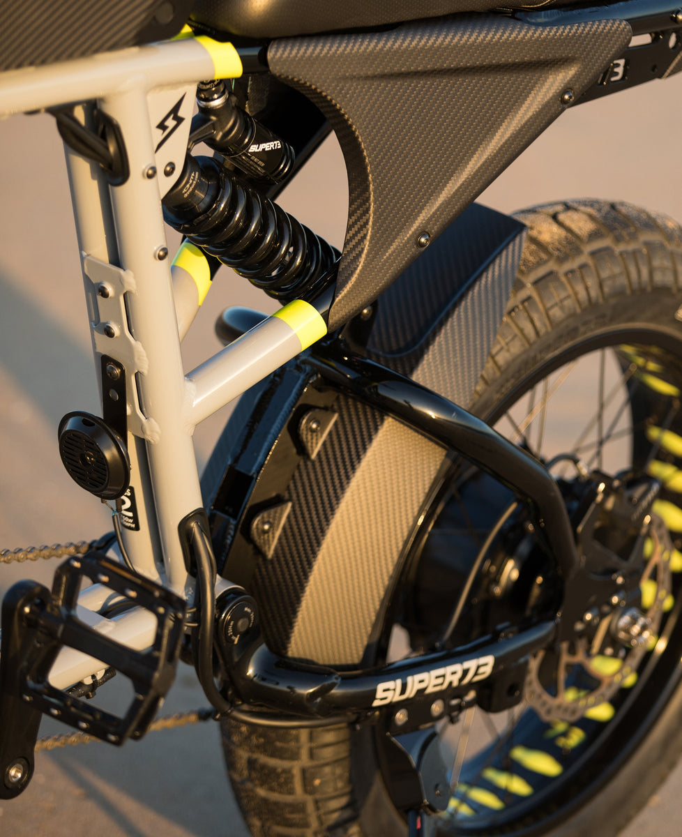 R/RX Tire Hugger – Flow Carbon